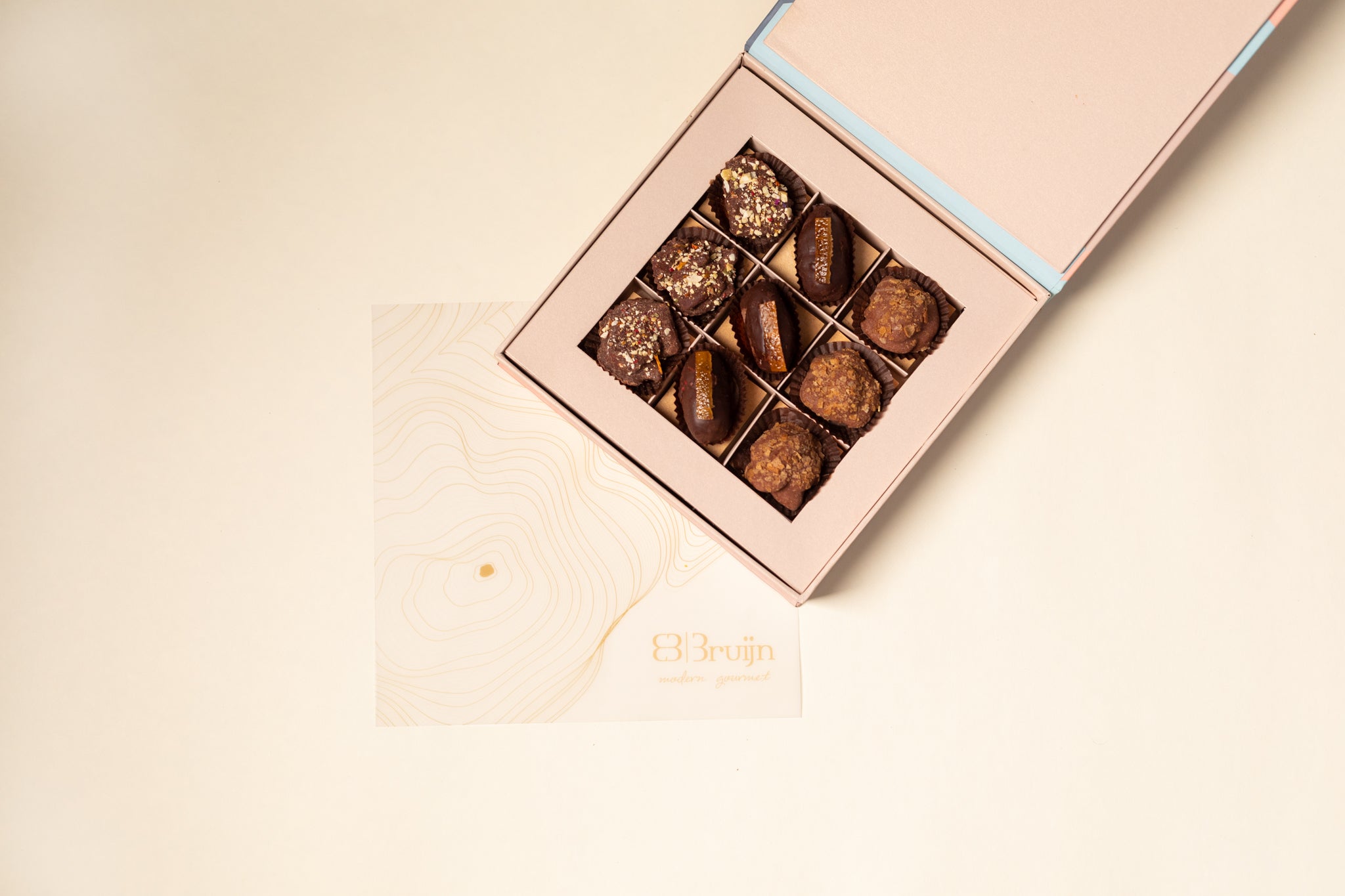 Intimate box – Bruijn